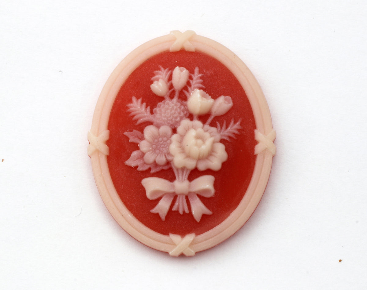 Plastic Cameos Floral Motif 41 x 31mm 45 pieces for — Wolf E. Myrow, Inc.